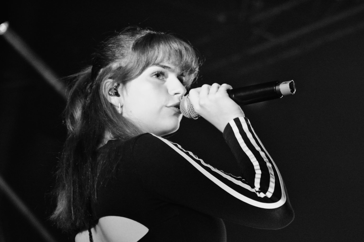 Adèle Castillon, chanteuse de Videoclub, prépare son premier album solo ...